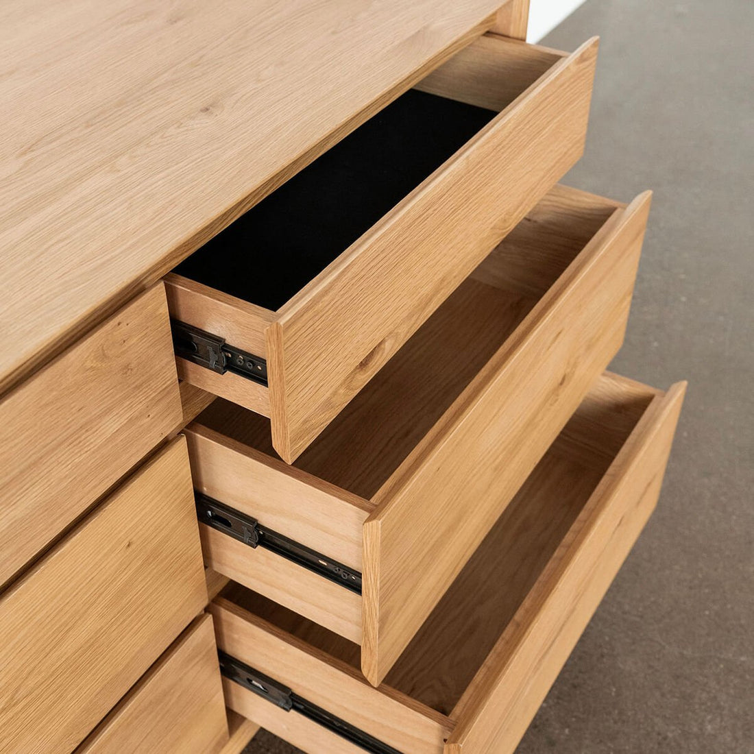 Jenny Mid-Century Modern White Oak Bedroom Dresser | Mim Concept