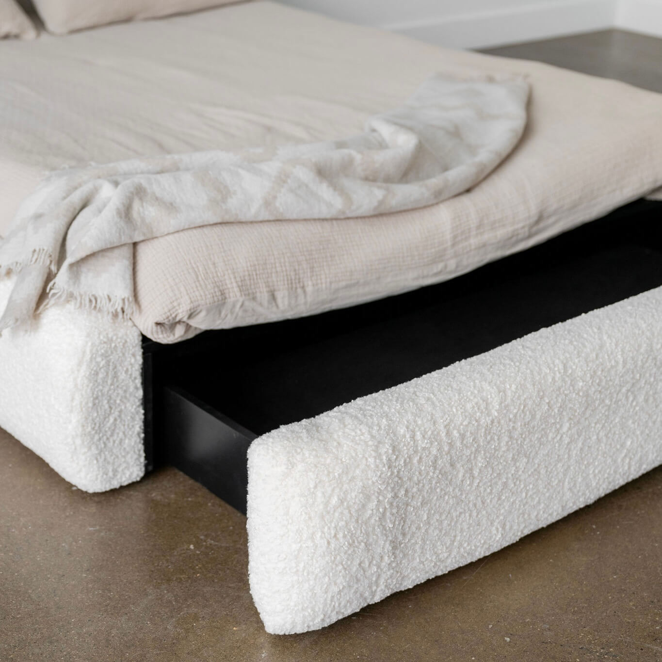 Modern & Minimal Teddy bear Boucle storage bed – Mim Concept